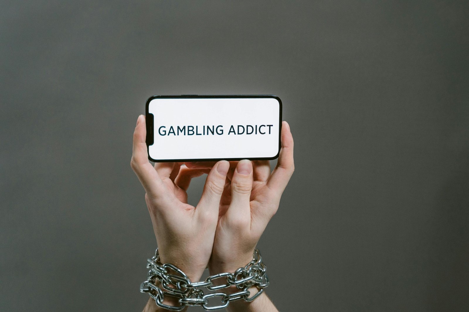 What Are the Signs of Gambling Addiction? 10 Key warning signals